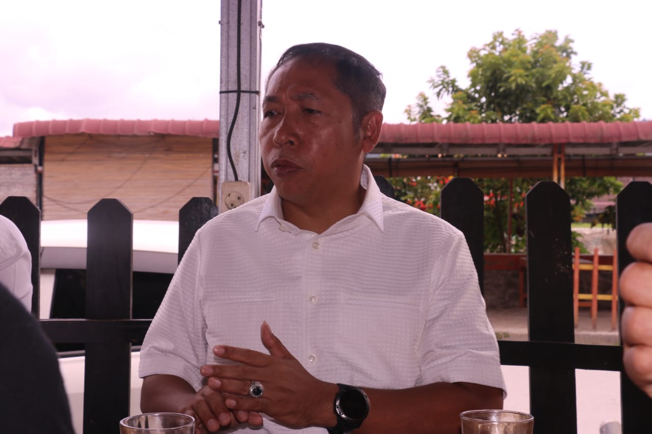 Acara Ngopi Bareng Bersama 100 Tokoh Tapanuli Utara Dihadiri DR. Jonius ...